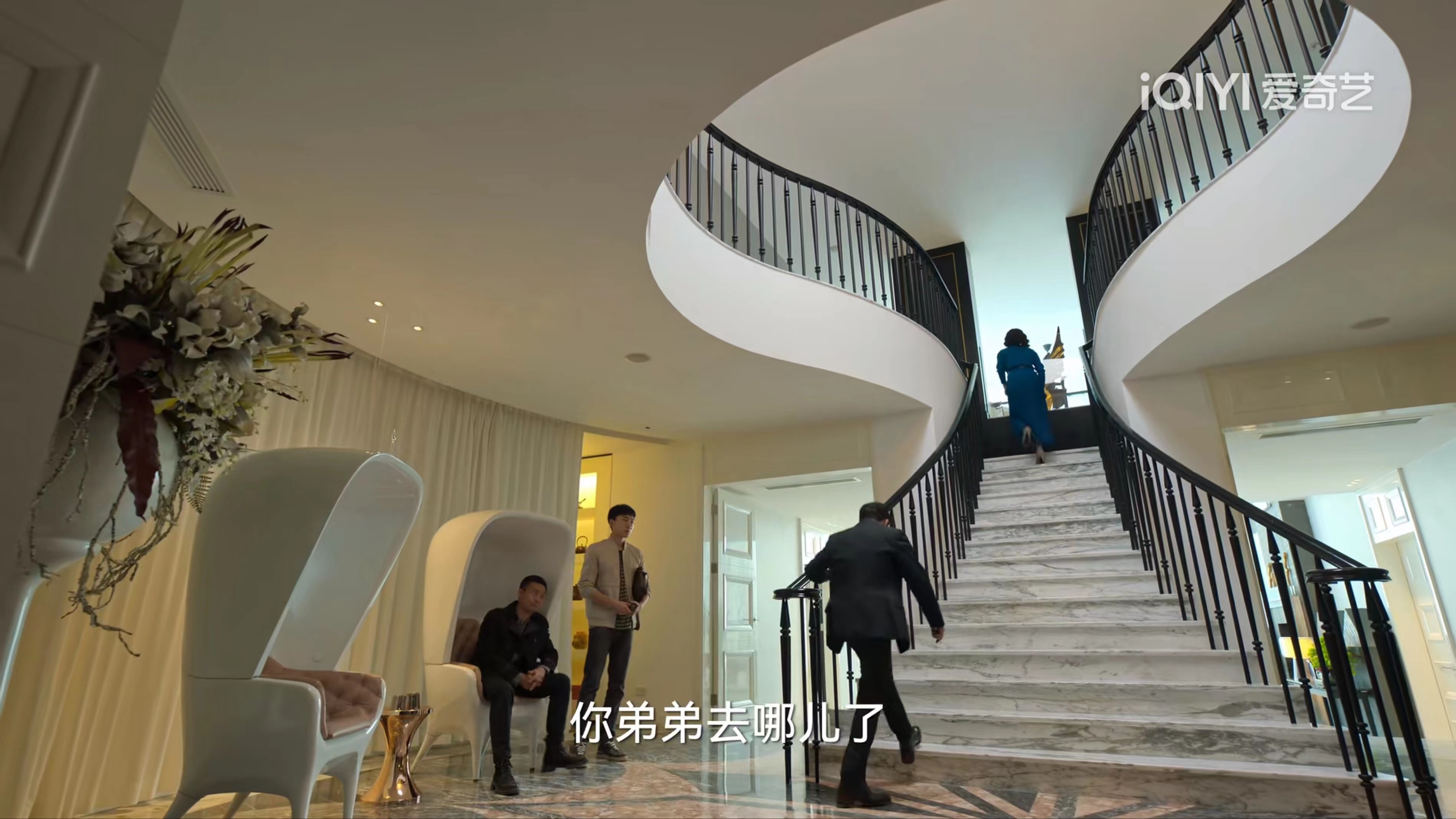 Gao Qiqiang's house in "The Knockout" is decorated in a modern way ...