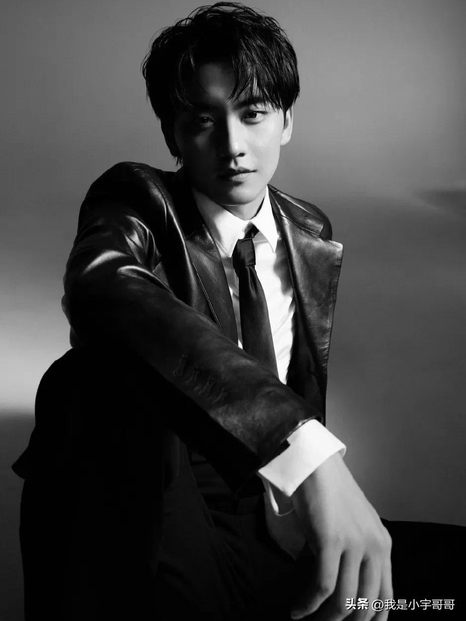 Chen Xinhai has a handsome appearance and a superior figure, and his ...