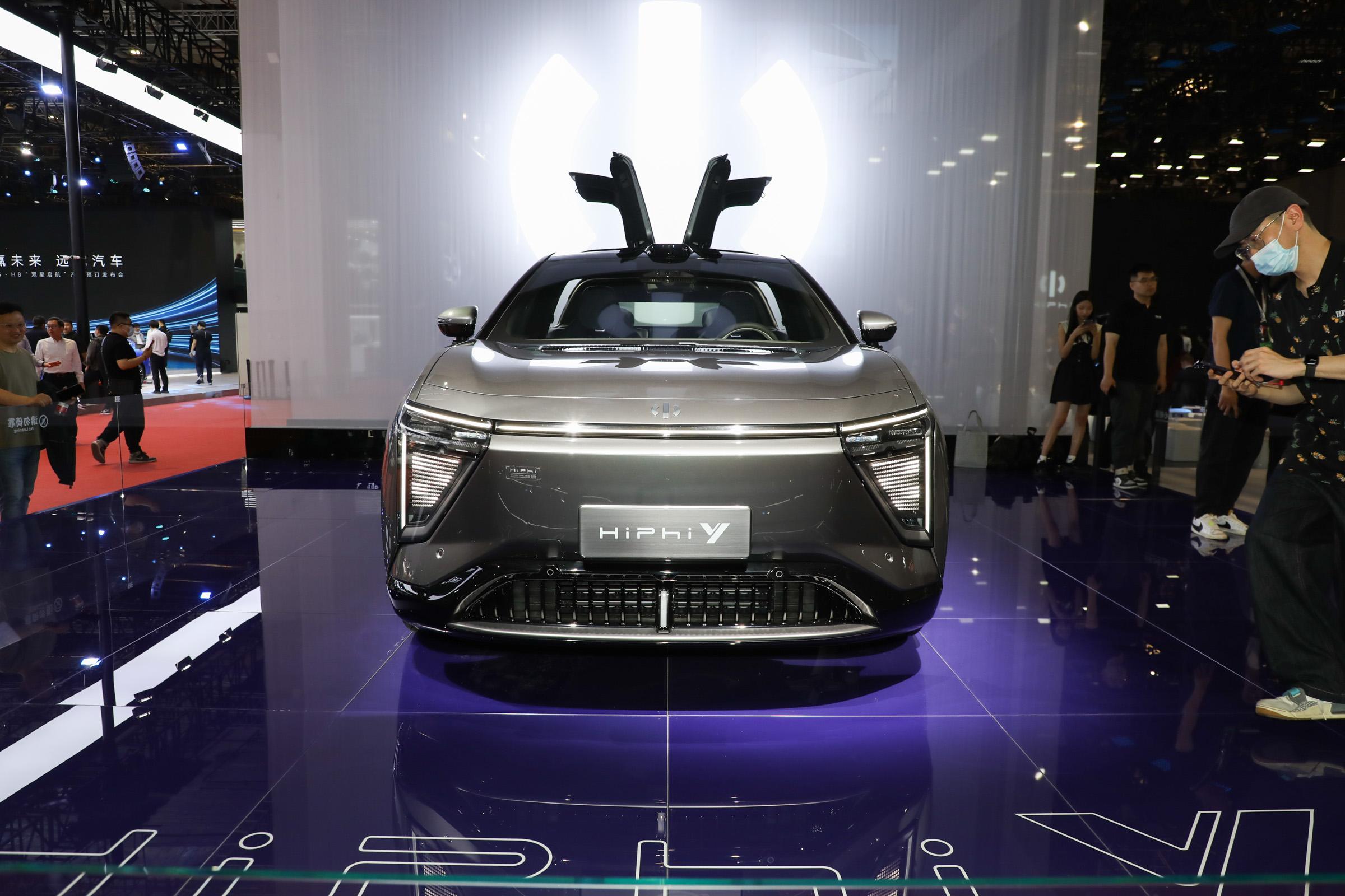 The whole series of Zhanyi doors can last up to 800km+. What do you think of the new HiPhi Y ...