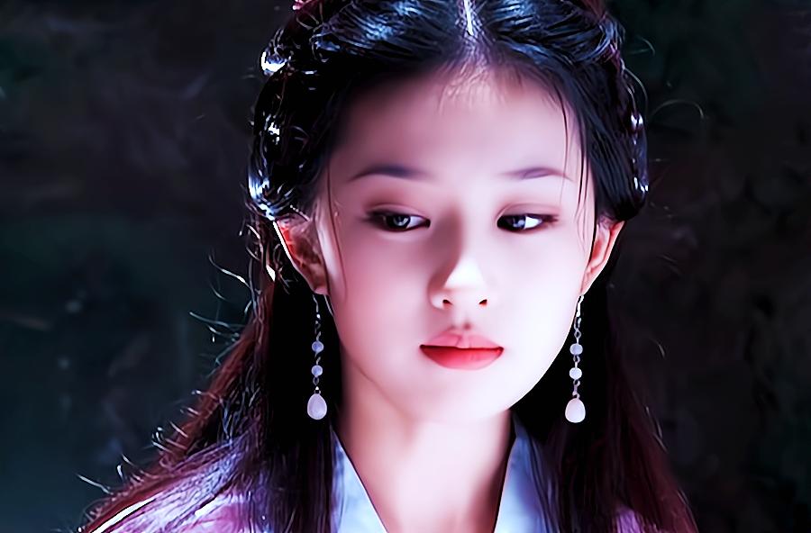 Xiao Feng never expected that Duan Yu's girlfriend, Wang Yuyan, would turn into such a ghost ...