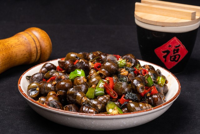 Escargot, one of my favorite foods when I was a child, every bite is a ...