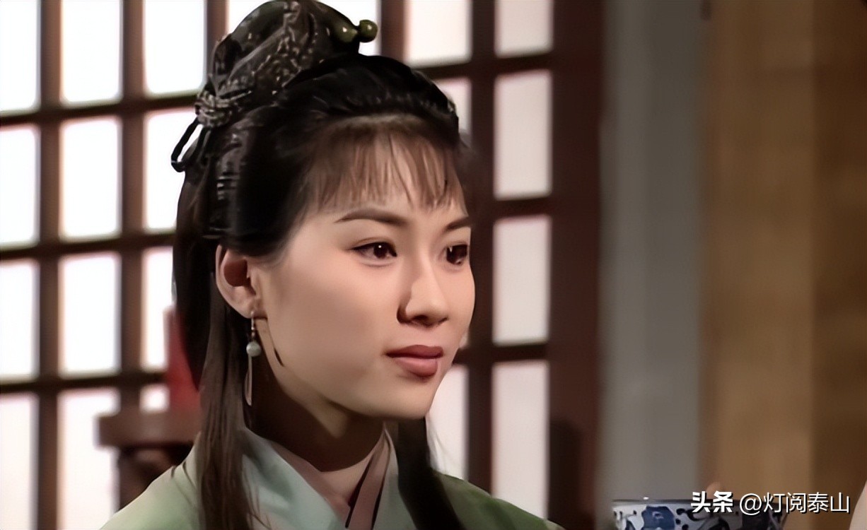 In The Legend of Condor Heroes, Cheng Ying is Dongxie's closed disciple ...