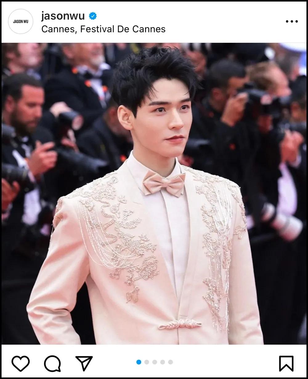 Gong Jun, handsome guy with abdominal muscles - iNEWS