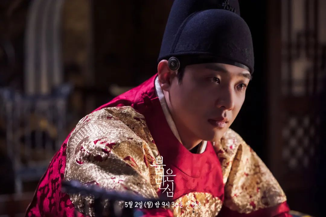 Pale, pitiful, restless, empty...he created another legendary character ...