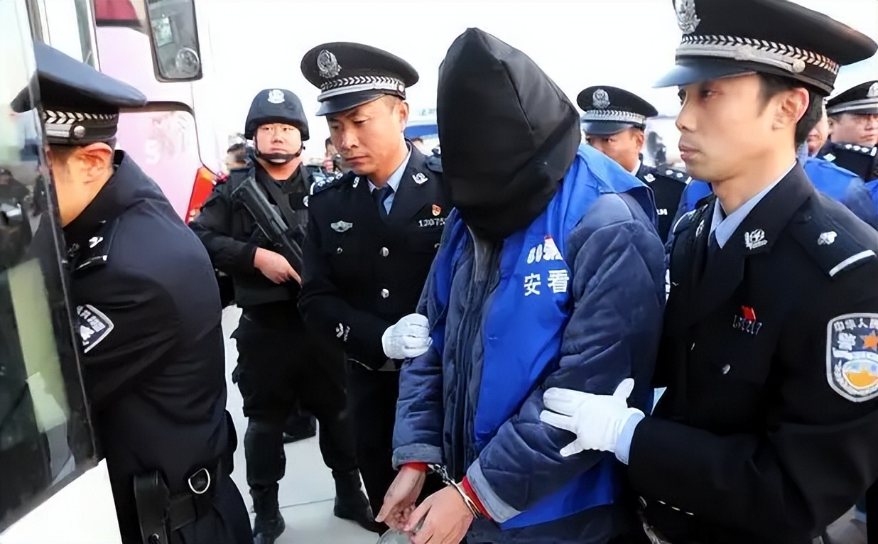 How many spies are there in China?How the US intelligence network in ...