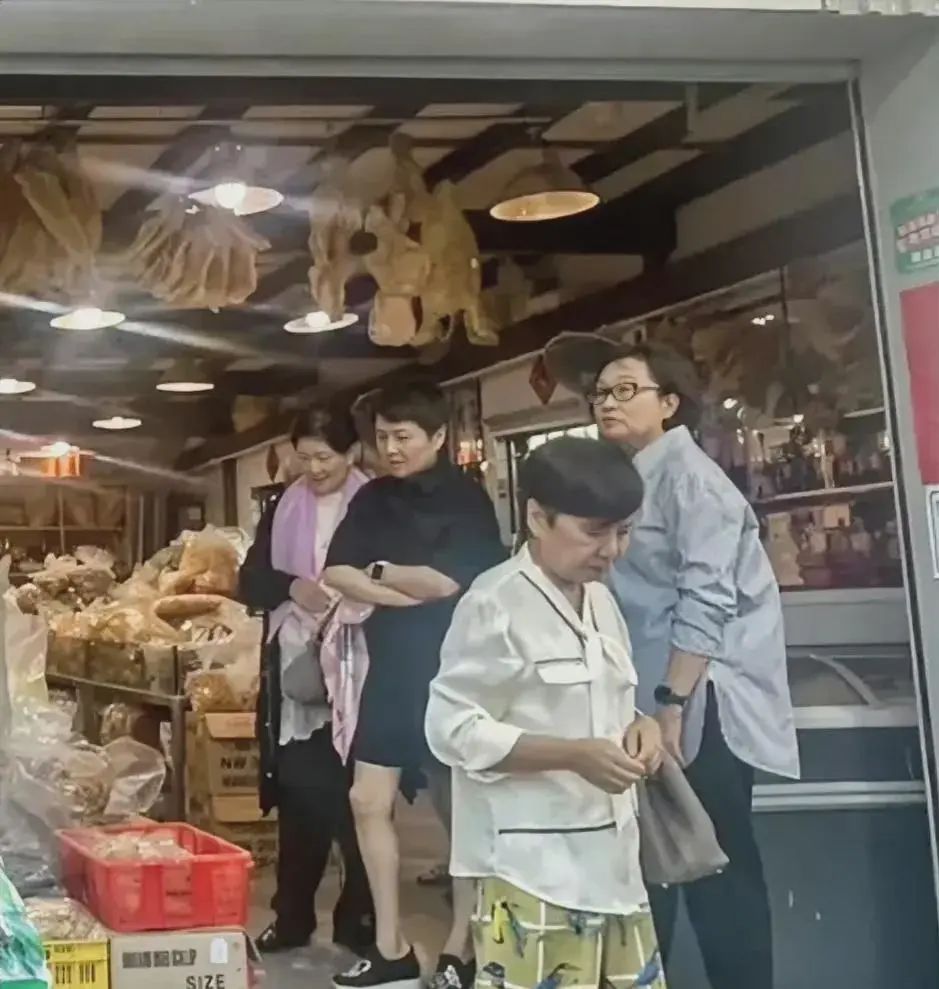 Anqi Liang lamented her true state in the picture. She looks really old ...