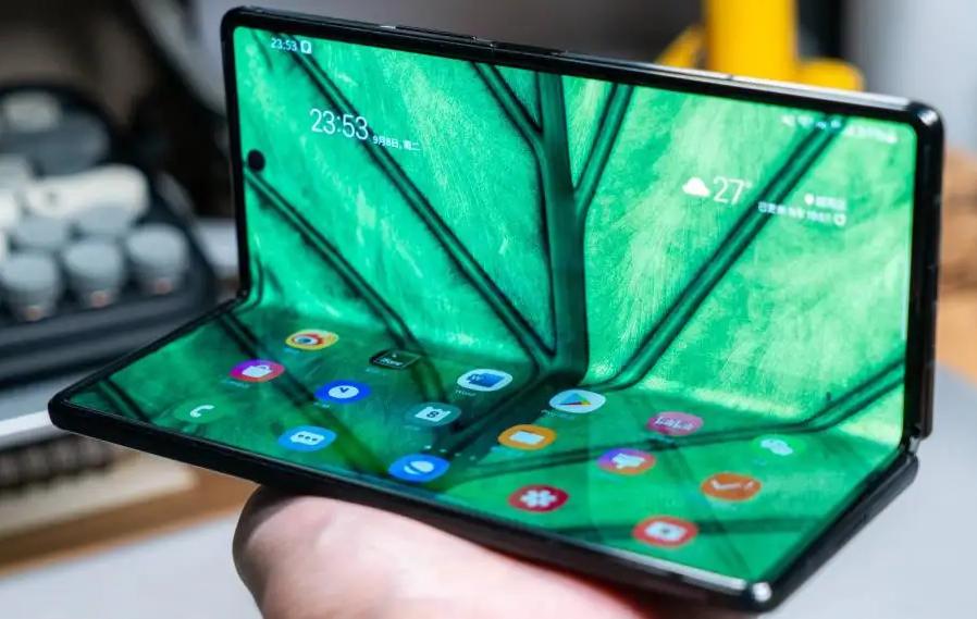 The price of a folding screen phone is so high, is it necessary to buy ...