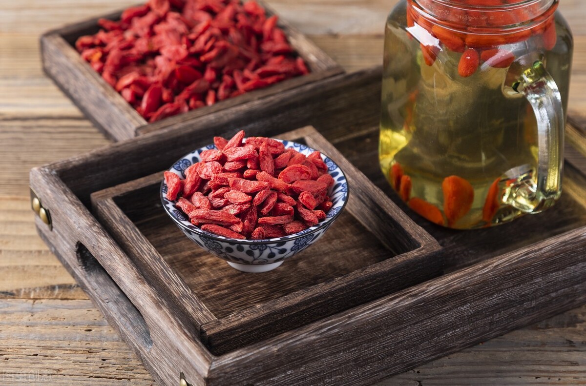 It's the season of eating wolfberry again, three effects you have to ...
