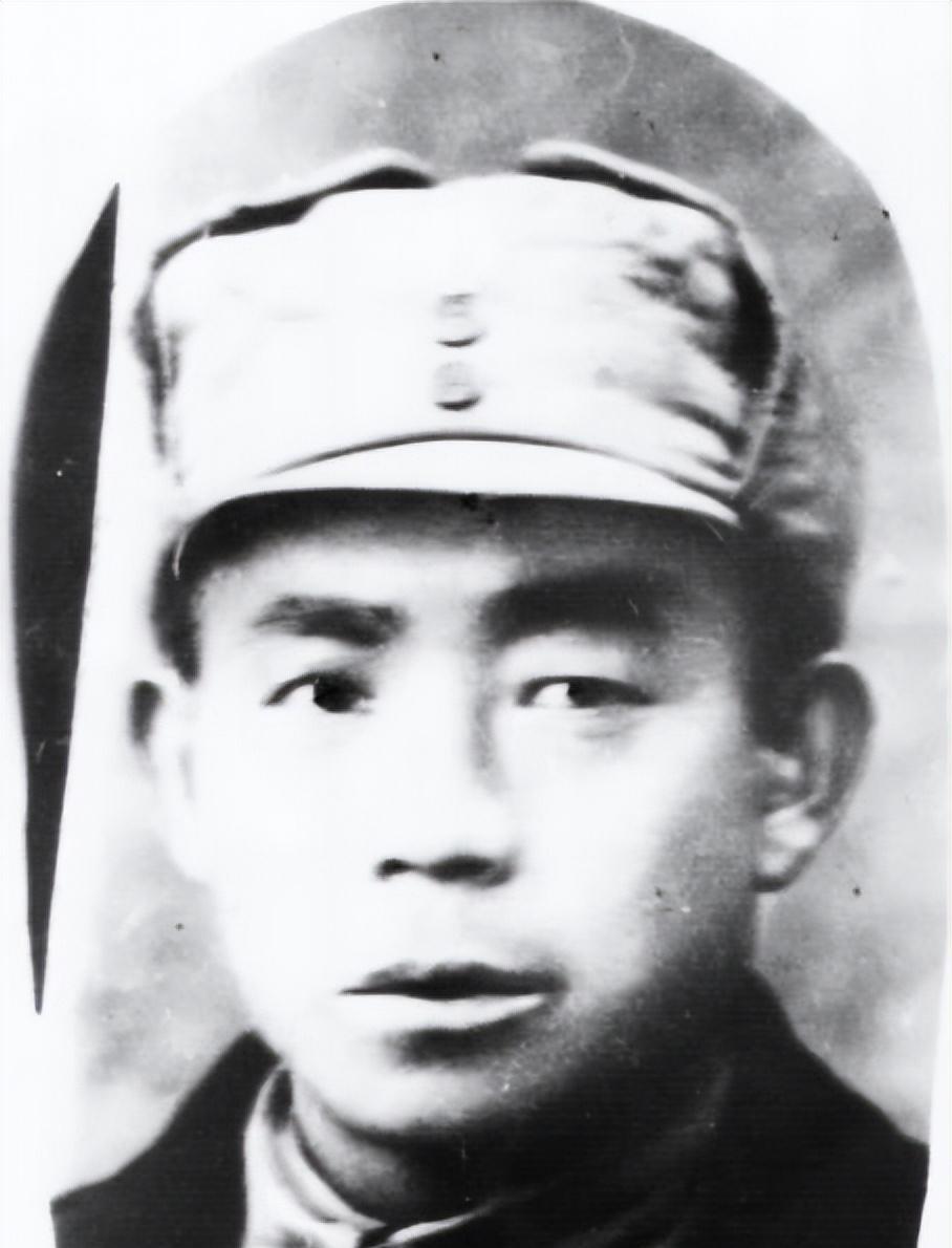 He Long wanted to shoot Li Wenqing, the commander of the cavalry platoon, because of the ...