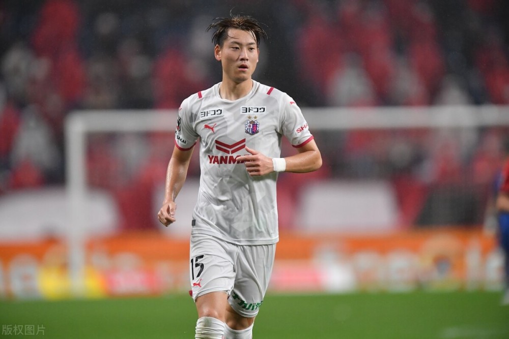 3 year contract!Li Lei ushered in a 21-year-old new Japanese ...