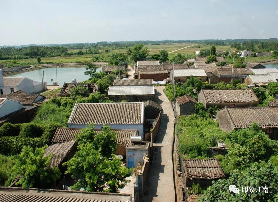 A total of 64 villages in Hainan Province are included in the list of ...