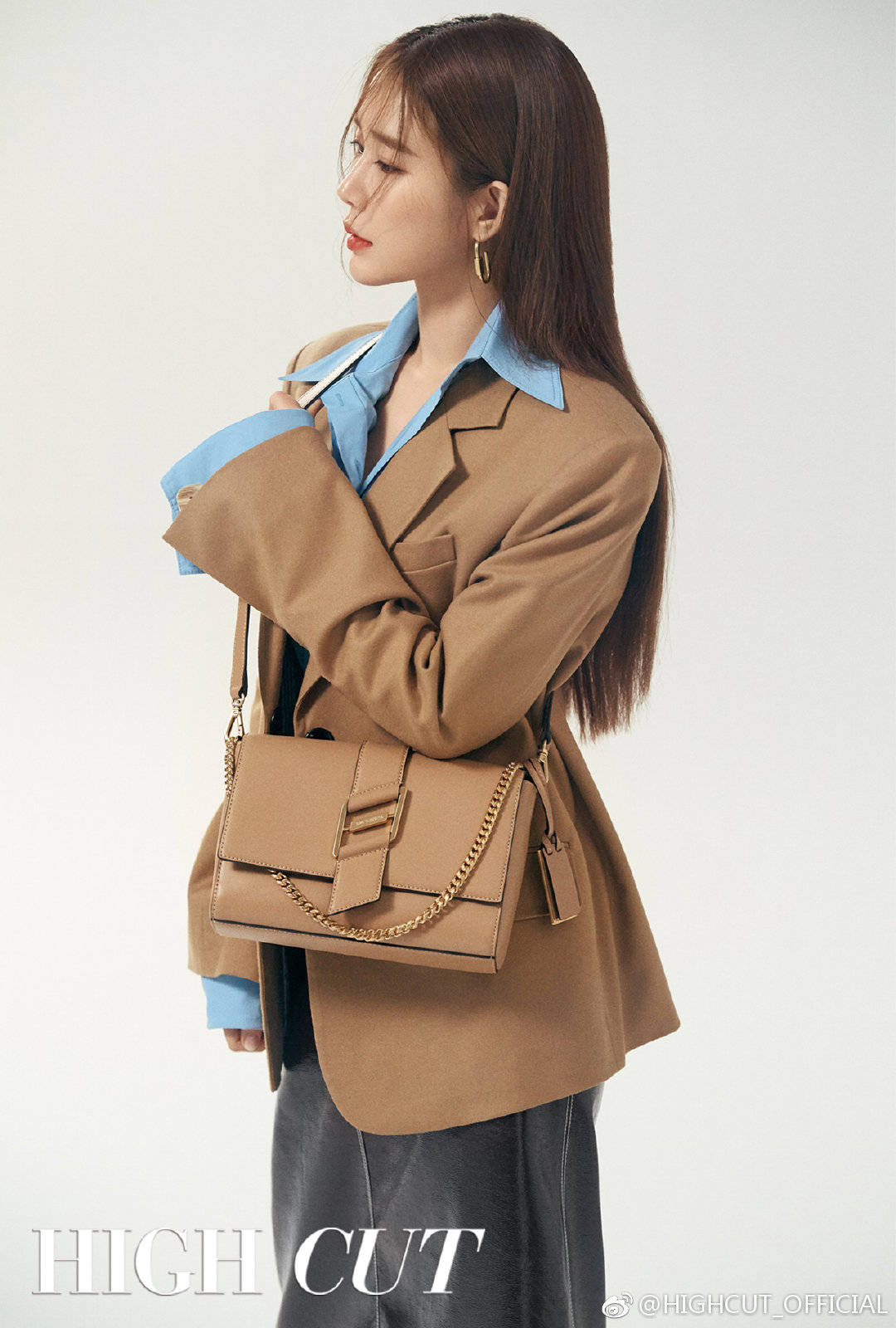 Too many people say that she has a "stiff face", but you can't deny ...