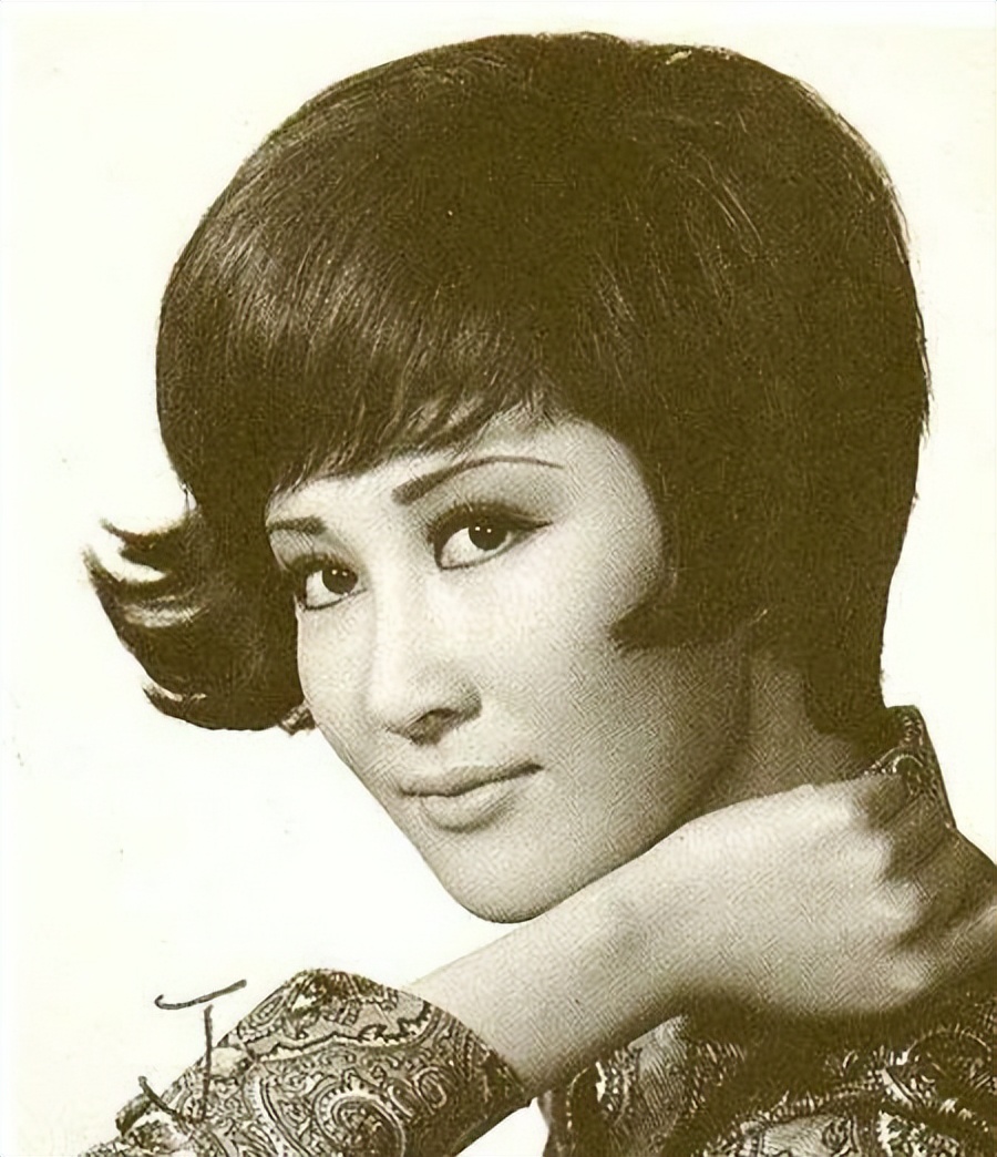 Ding Pei: Bruce Lee died on her bed, Xiang Huaqiang raised her for 42 ...