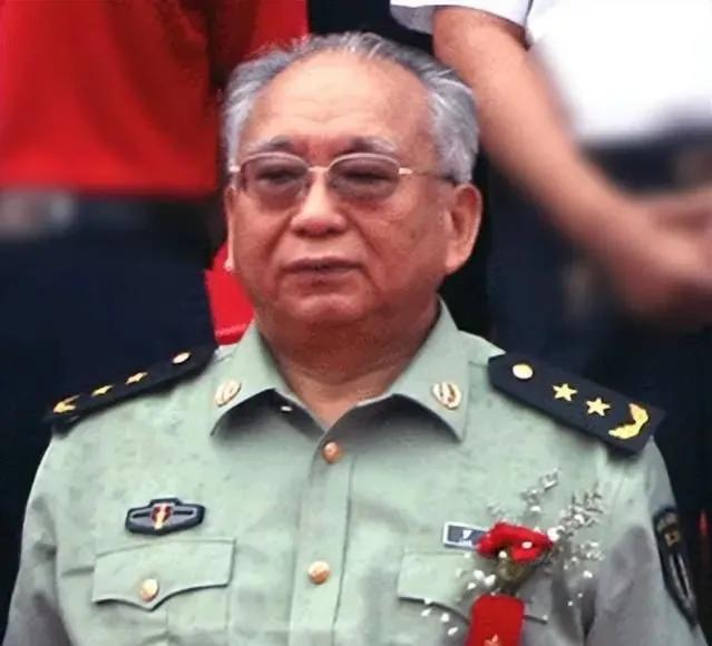 In 1963, Luo Ronghuan was seriously ill, and Luo Dongjin rushed back overnight, but he got angry ...