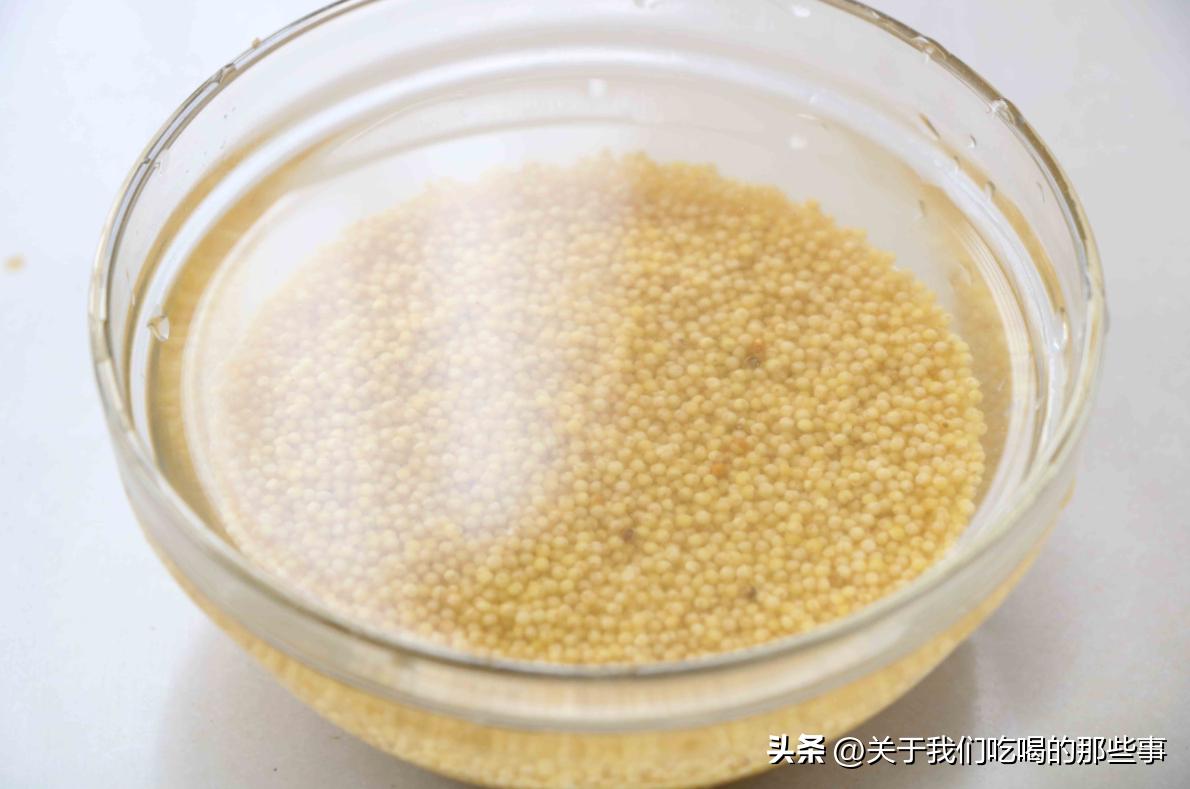 Boil millet porridge and cook it directly in the pot. No wonder you can ...