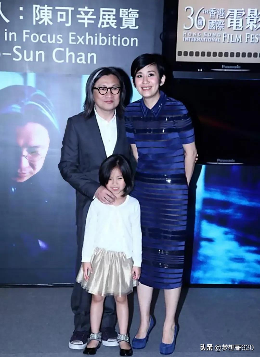 After Wu Junru broke up with Du Dewei, why did she stay with director Chen Kexin? - iNEWS