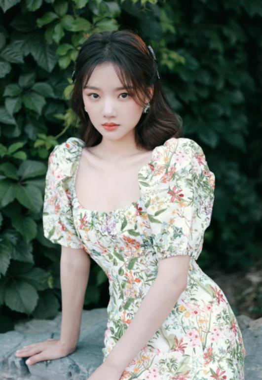 23-year-old Ren Min was questioned for running the show, and the ...