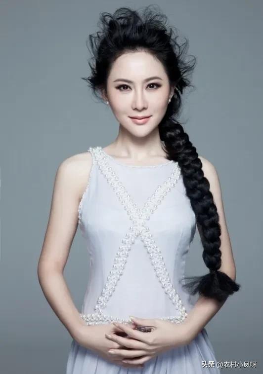 Share pictures - temperament goddess Shi Tianqi - iMedia