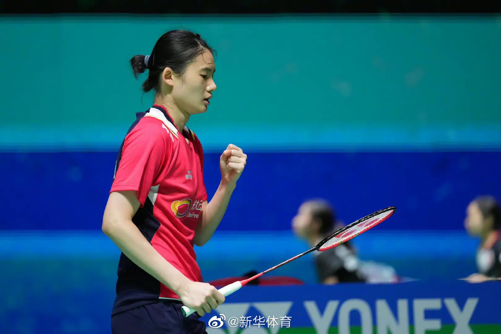 Emperor Yu Fei has a double happiness, 2:1 capture of Li Weiwei ...