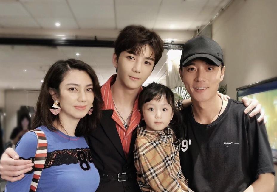 Favorability is lost! Hong Xin and Zhang Danfeng denied the divorce and apologized, for the ...