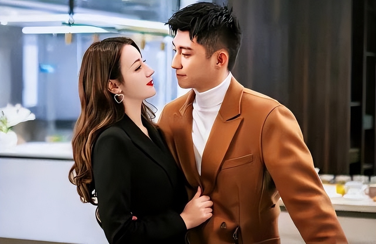 Huang Jingyu admitted to divorce and reached a settlement with his ex ...