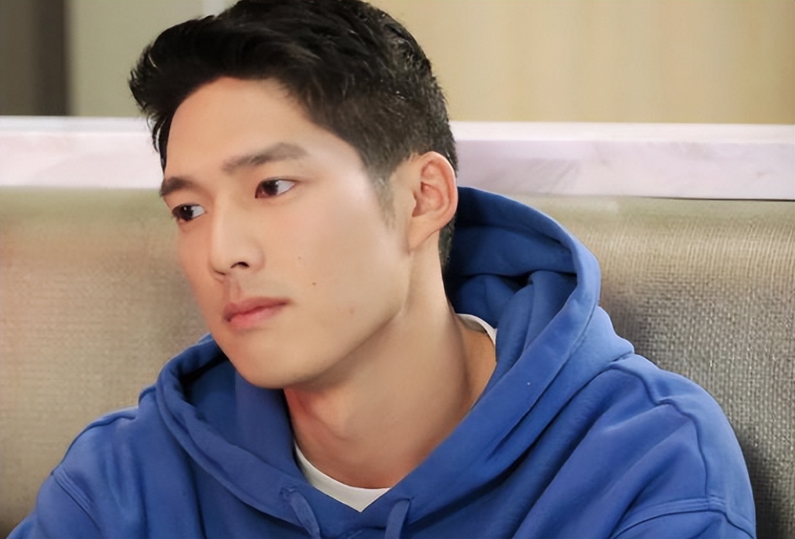 Wang Ziwen and Wu Yongen suspected of breaking up?Having been in love ...