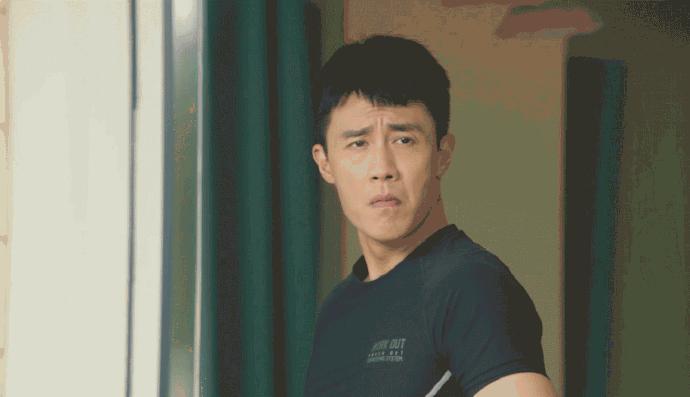 Is the upper beam not straight and the lower beam crooked? Father Du ...