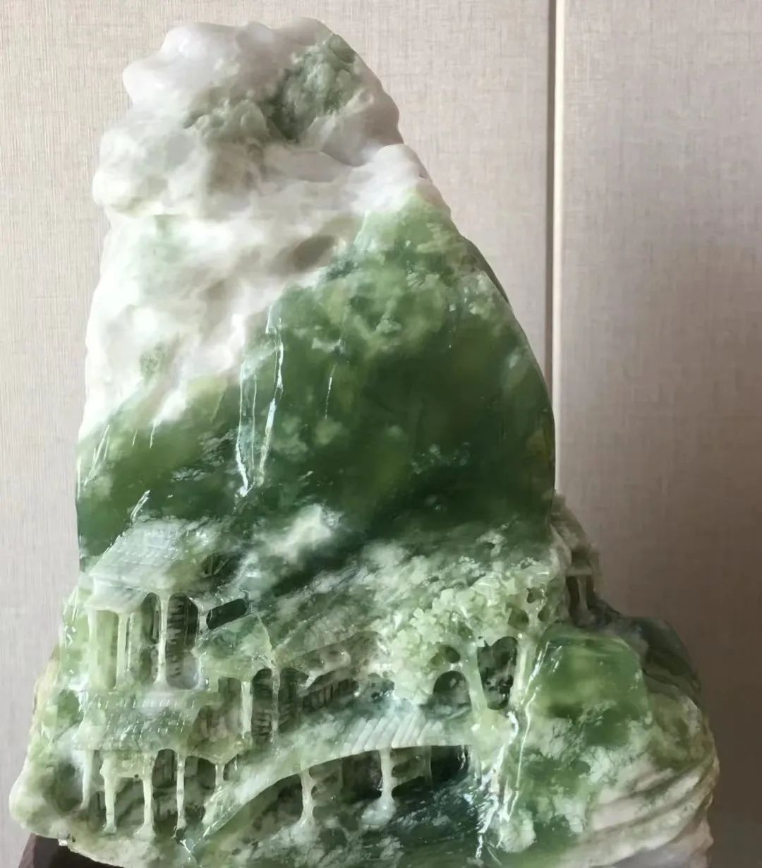 Qingti is a must-have fruit in summer. Have you ever tried the "Qingti ...