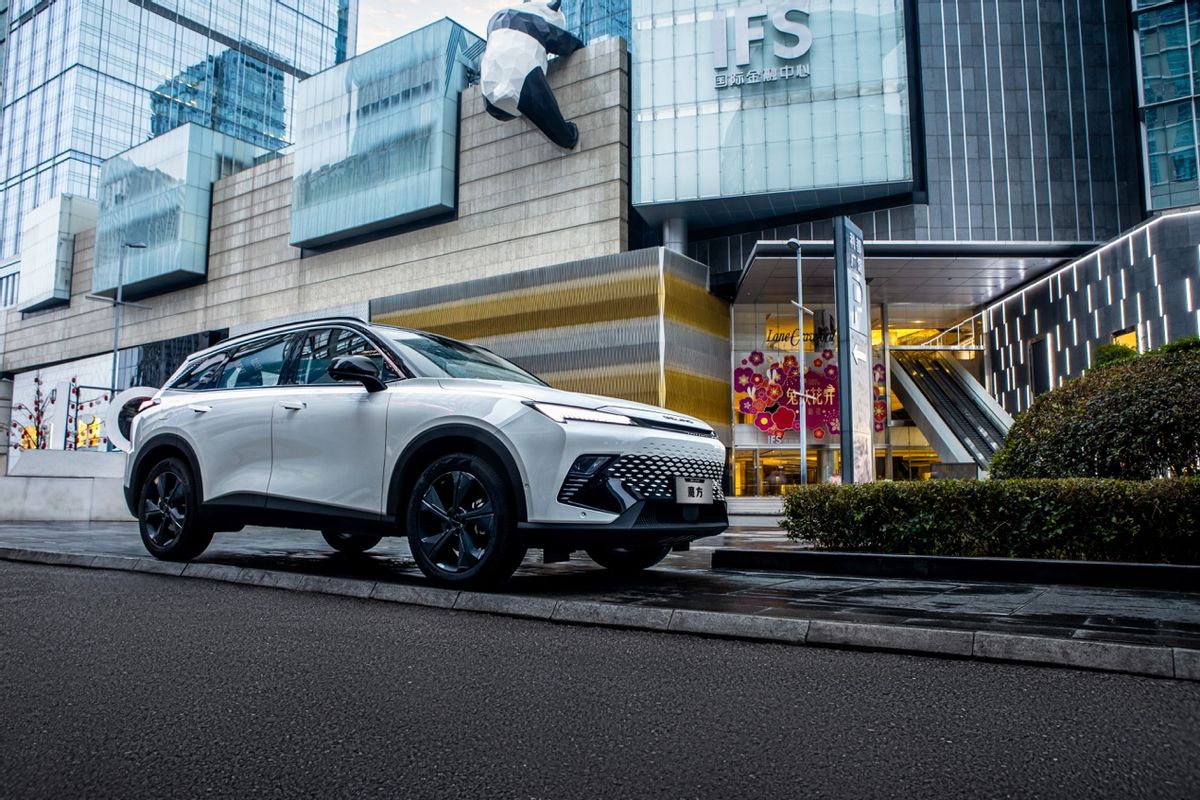 Stepping into the Spring Brocade Official City, Rubik's Cube checks in ...