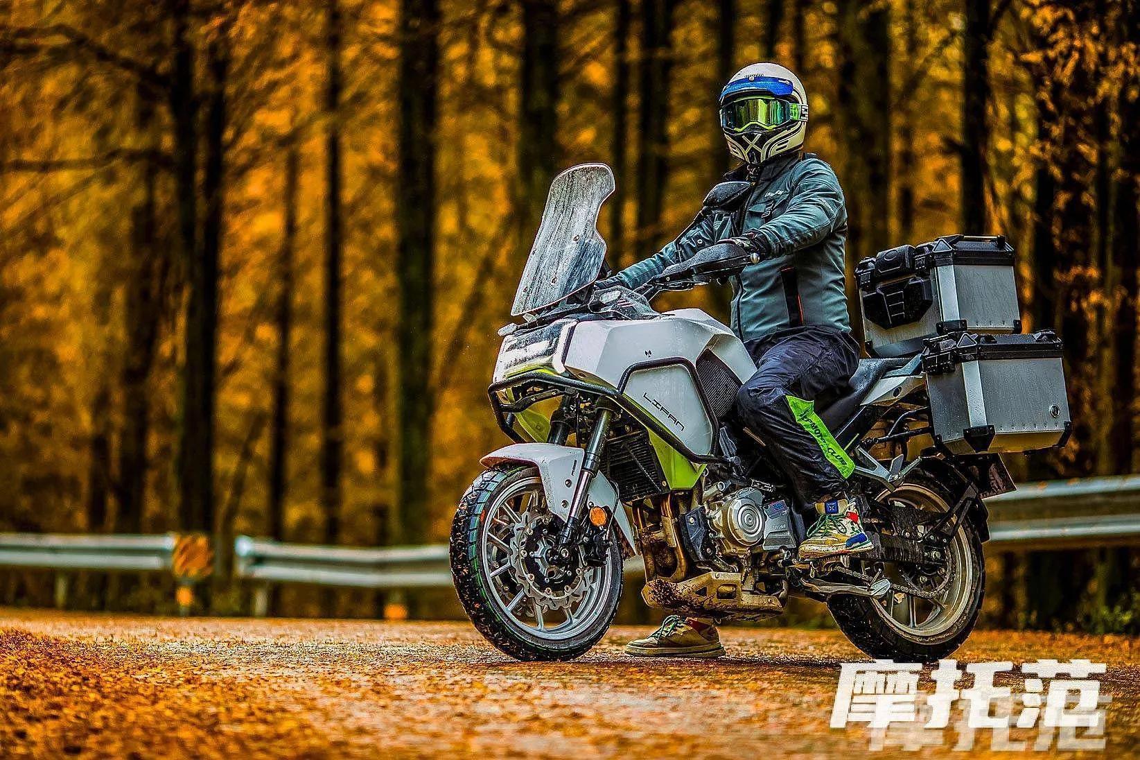 How about the SUV Cyclon RX401 - iNEWS