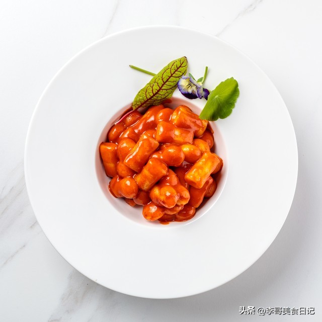 The practice of frying rice cakes at home is delicious and a light ...