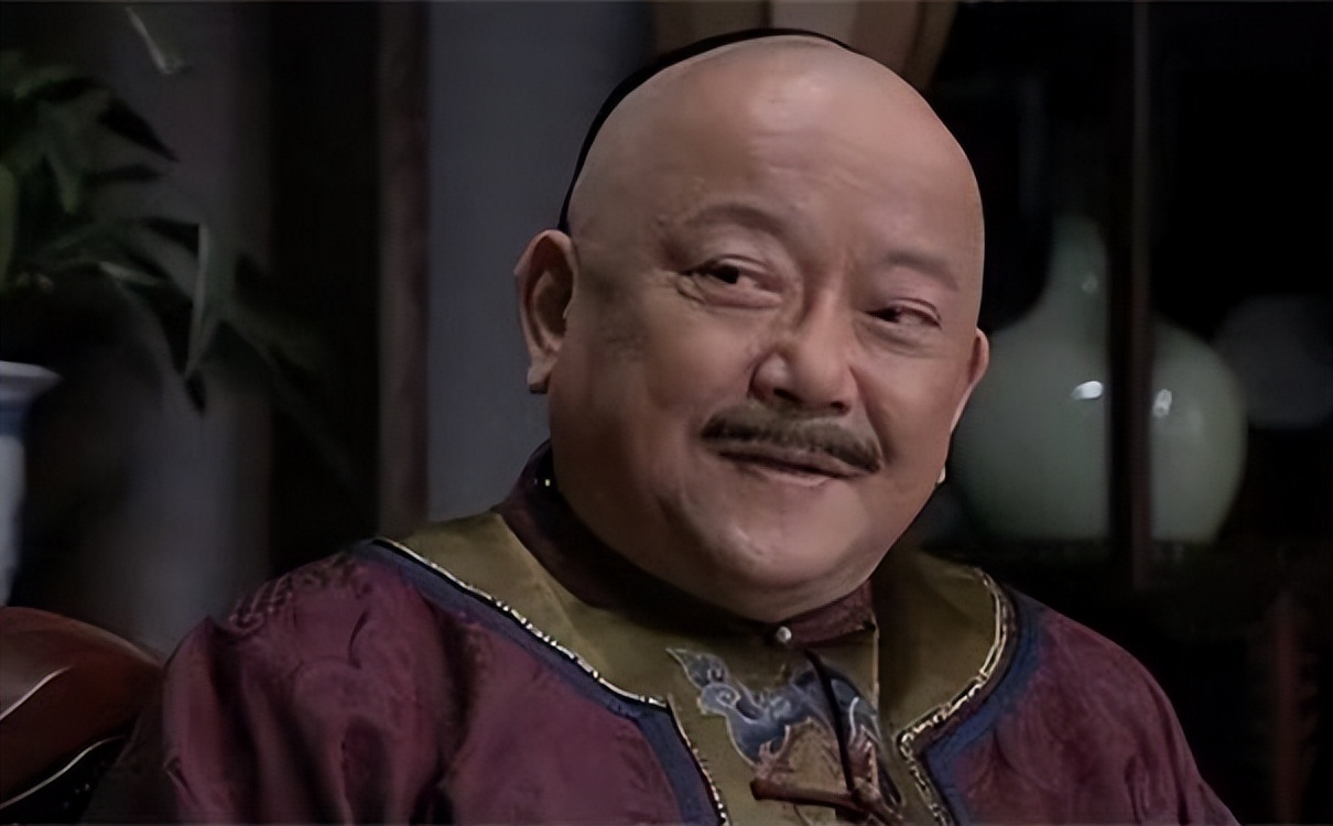 Why was Heshen favored by Emperor Qianlong? - iMedia