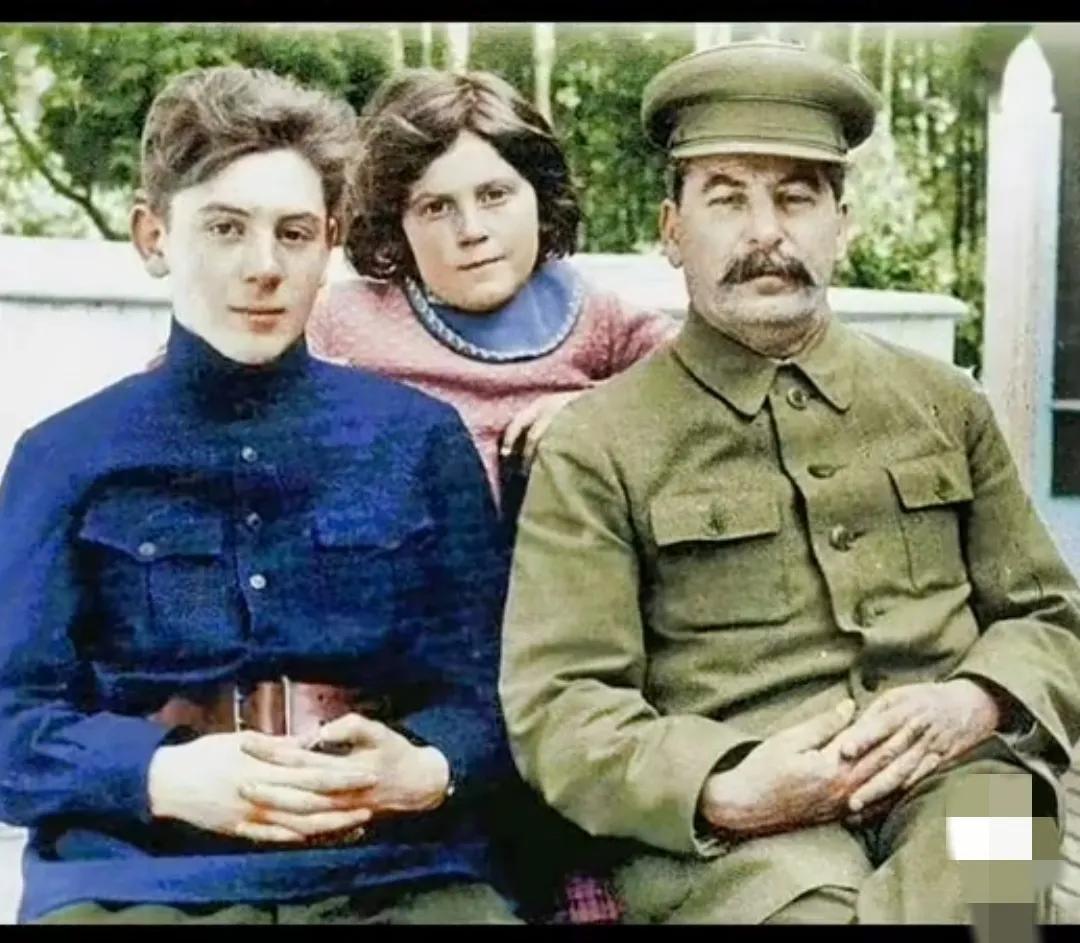 Old photos: Family photos of Chiang Kai-shek and Yu Youren in his later ...