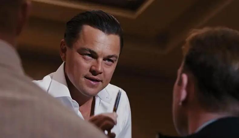 What are the highlights of the actor's interpretation of moral decay in ...