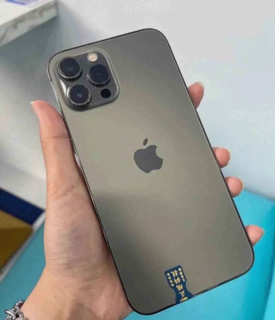 The price cuts of Android and Apple mobile phones have sparked heated ...