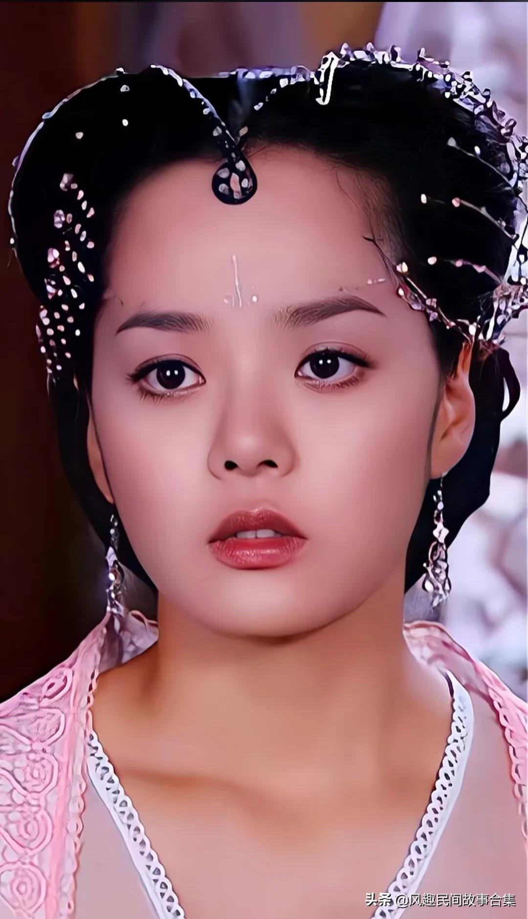 Cai Lin's ancient costume is so beautiful, Cai Lin's temperament is ...