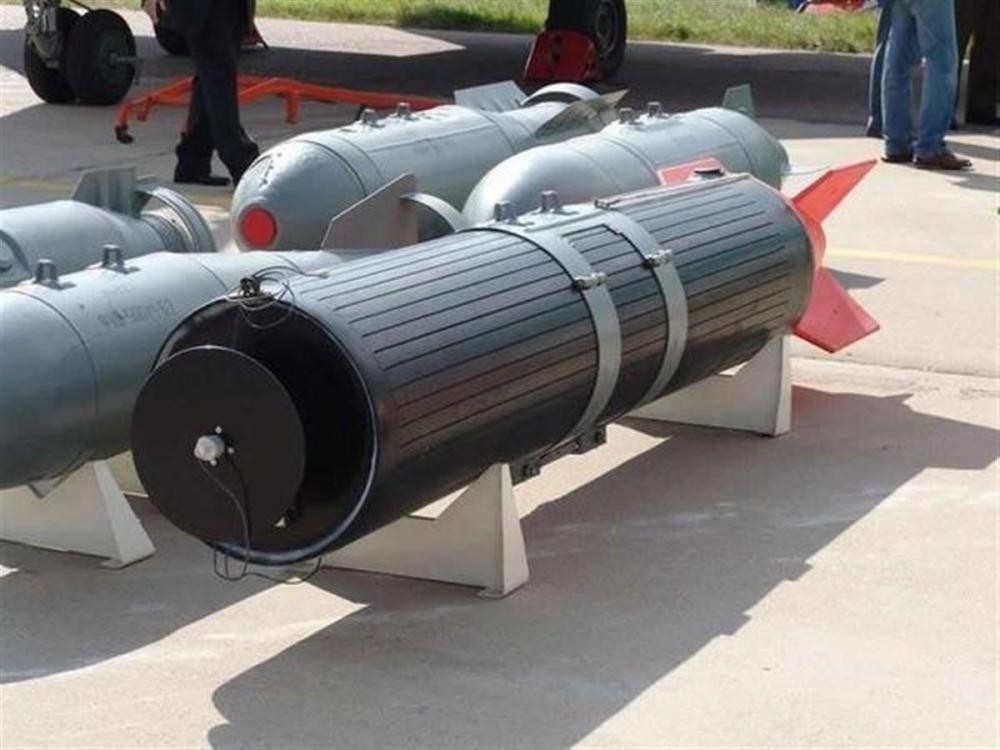In 2021, China's new weapon "graphite bomb", one will paralyze the ...