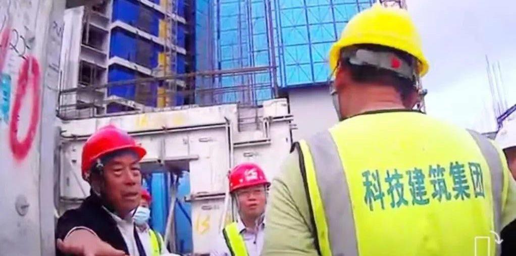 Yang Guoqiang and Mo Bin make rare public appearances - iMedia