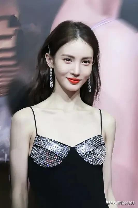 Sexy Goddess Jin Chen - iMedia