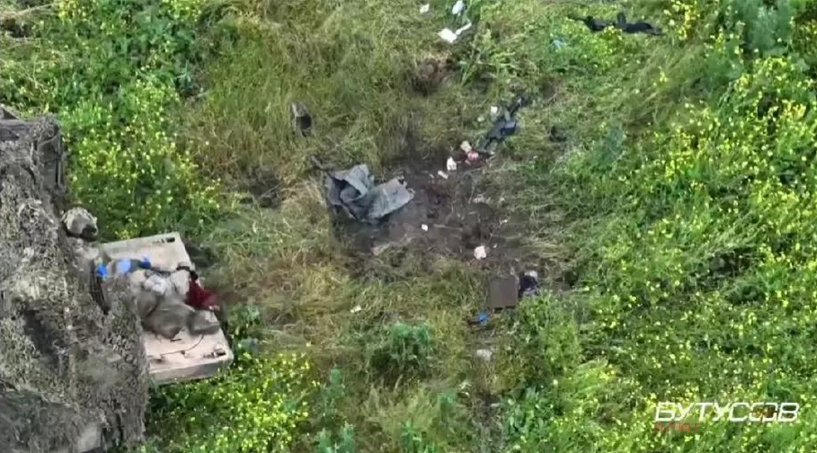 The Russian-Ukrainian soldiers on the Russian-Ukrainian battlefield ...