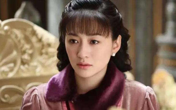 How important is an actress' looks? Just watch Li Xiaoran and Qi Huan ...