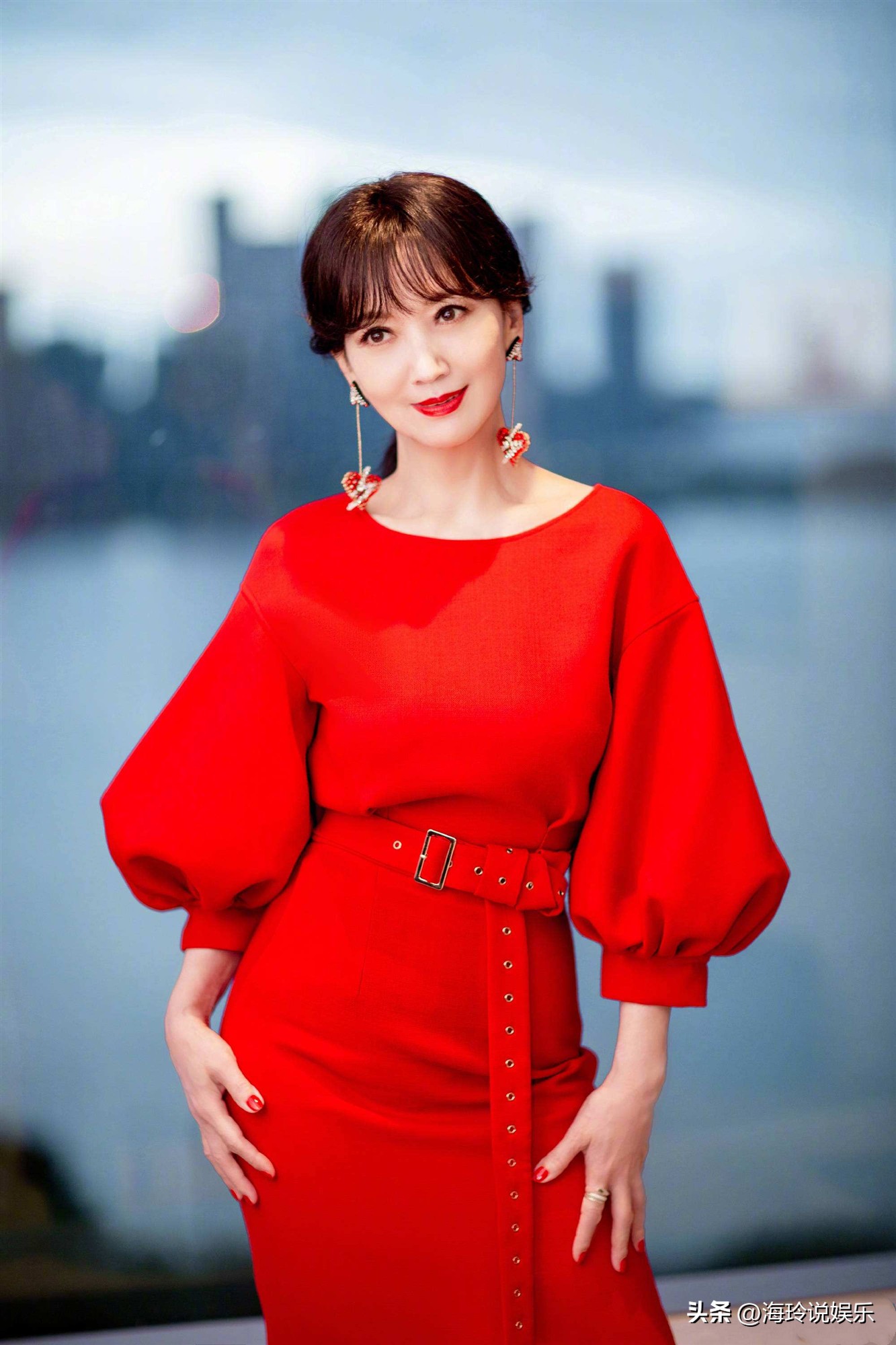 Zhao Yazhi, the 69-year-old "white lady" is still beautiful and has an ...