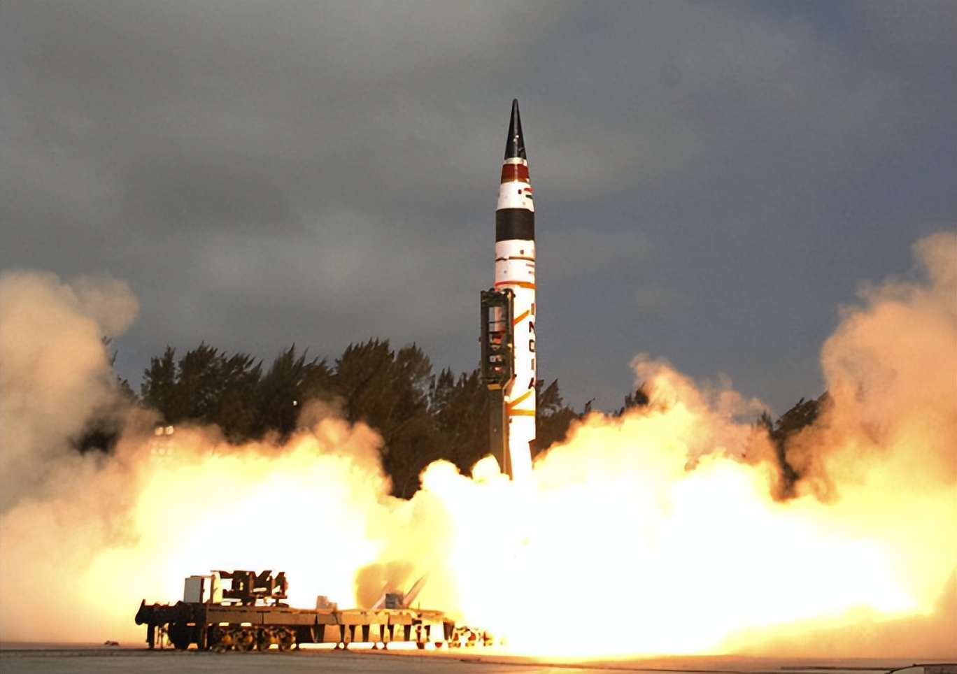 How powerful is the Chinese Rocket Force? The U.S. Navy admiral bluntly ...