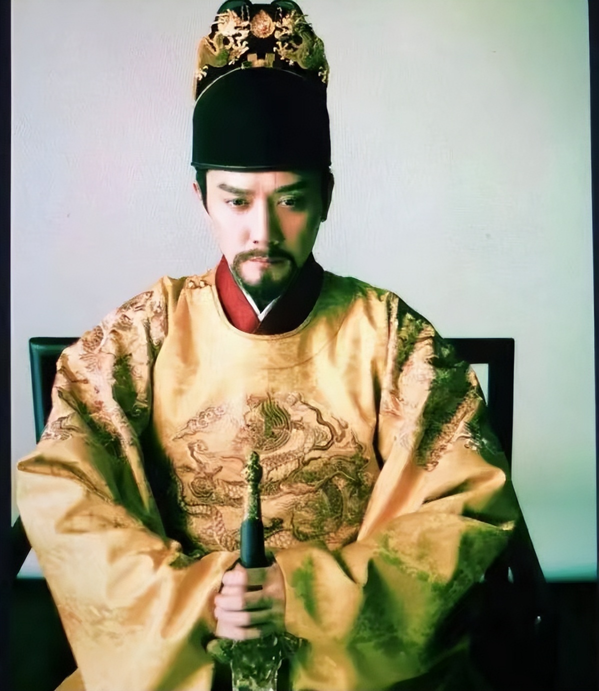 "Mountains, Rivers and Moonlight" Feng Shaofeng and Cheng Yi both play ...