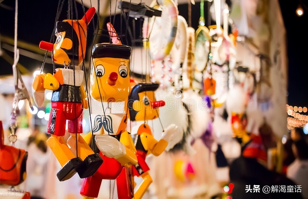 "Pinocchio": Setting a completely fictional world of Pinocchio's ...