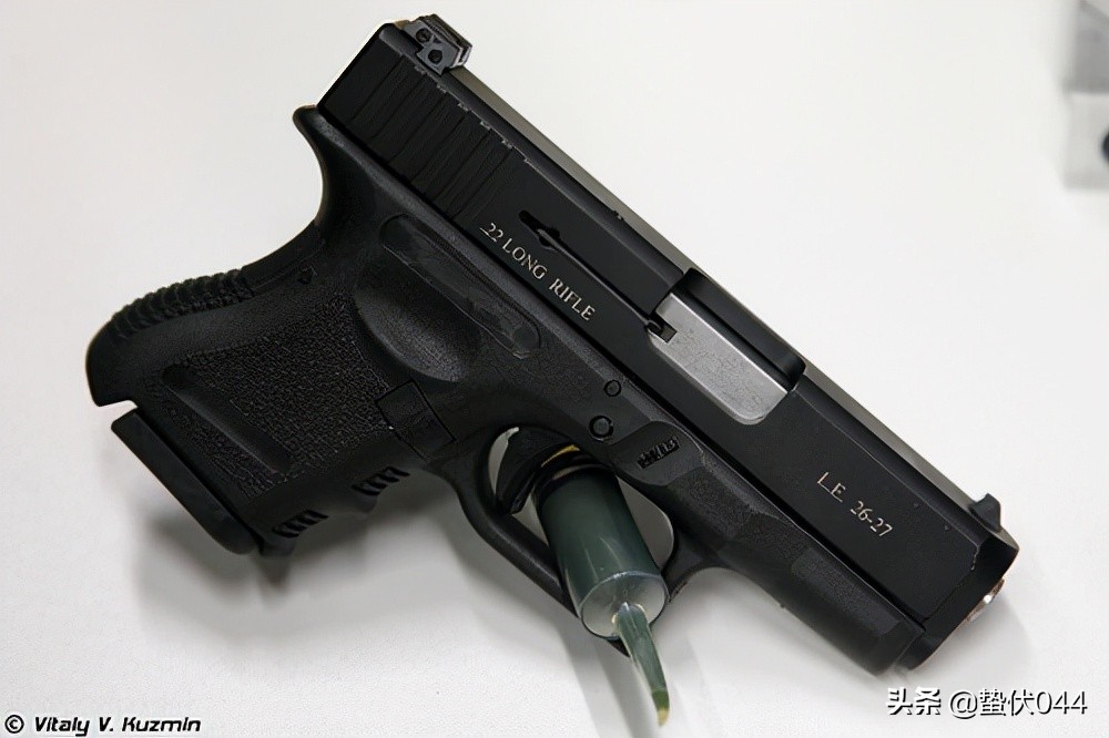 Russian Glock pistol GM100 - iNEWS