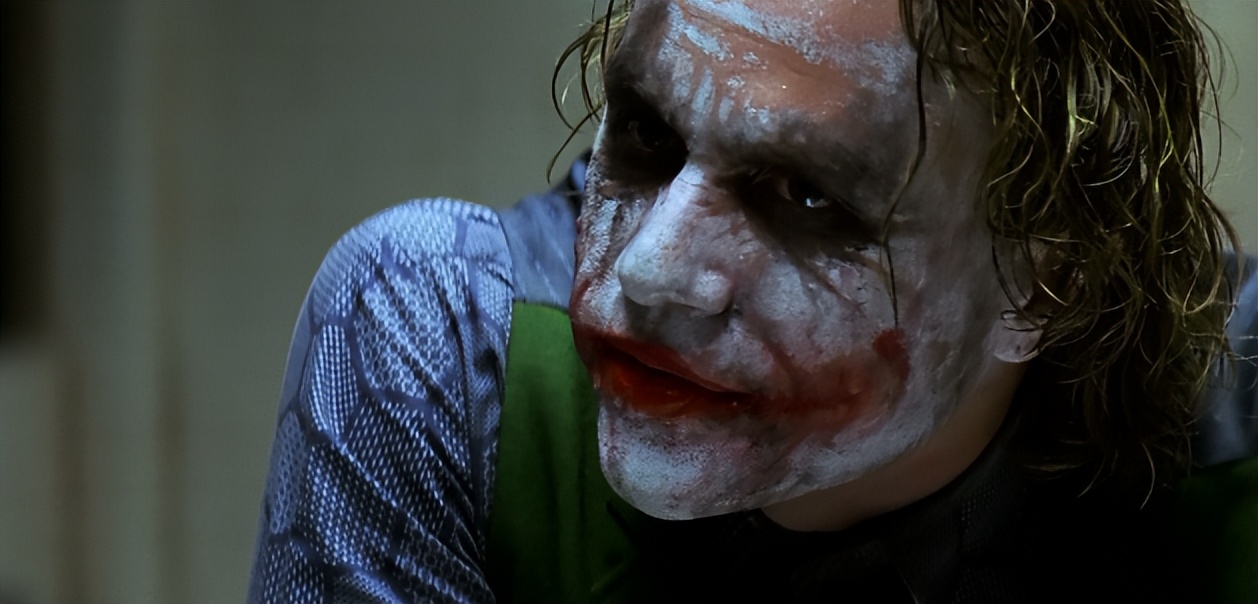 Batman: The Dark Knight: The Joker's Malice and Suffocating Menace - iMedia
