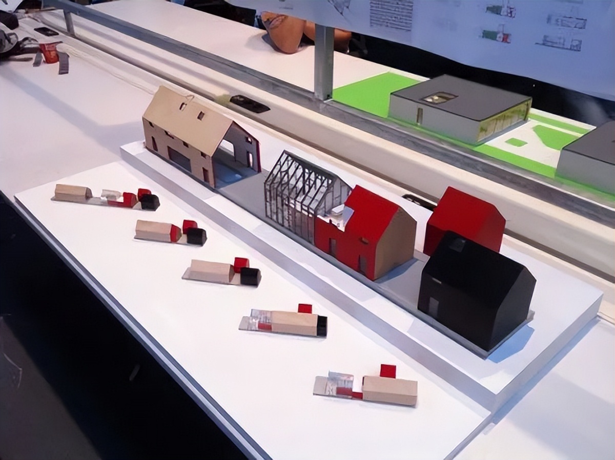 Building deformation?A moving building?5 Living "Dynamic Buildings" - iNEWS