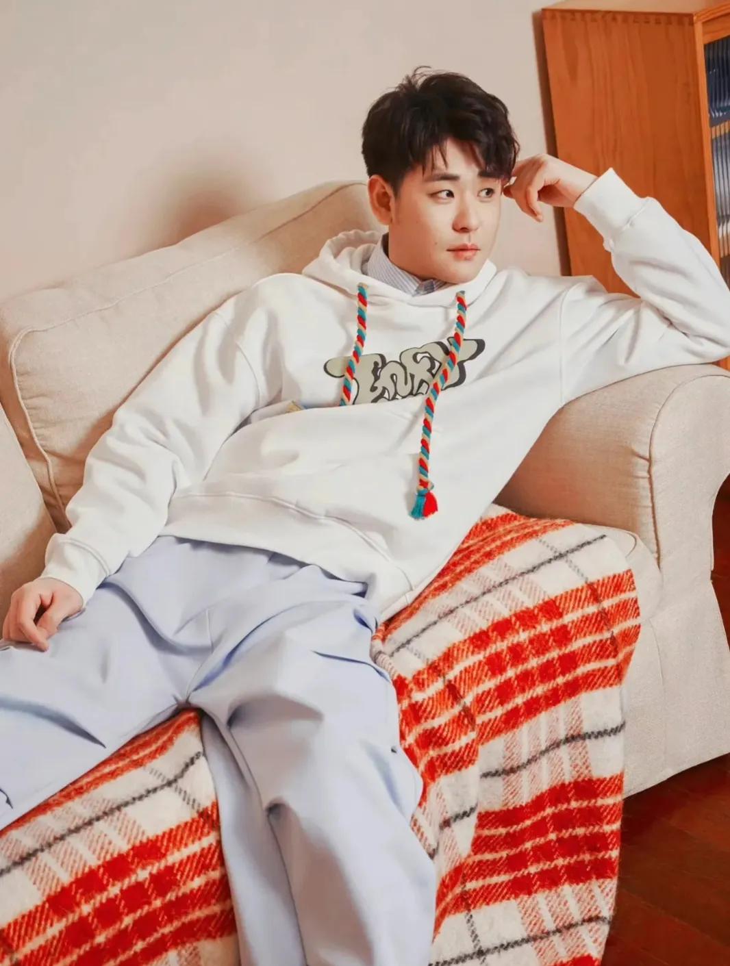 Zhang Yunlei's "Reading the World": Reading all the prosperity of the ...