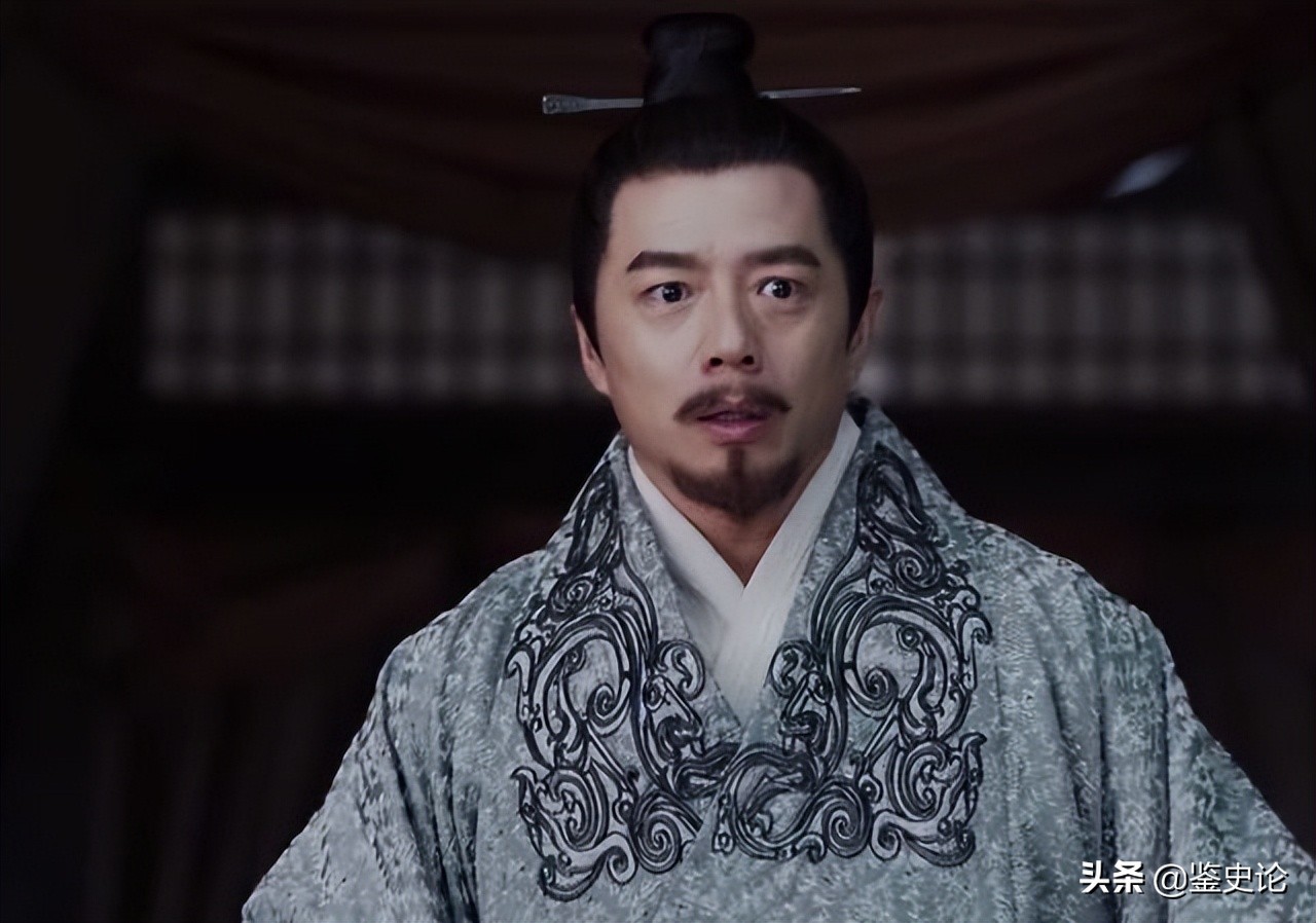 Wang Jian knew that he was the master, and told the emperor to return ...